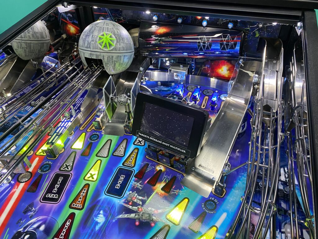 Star Wars Premium Pinball Machine - Man Cave Madness