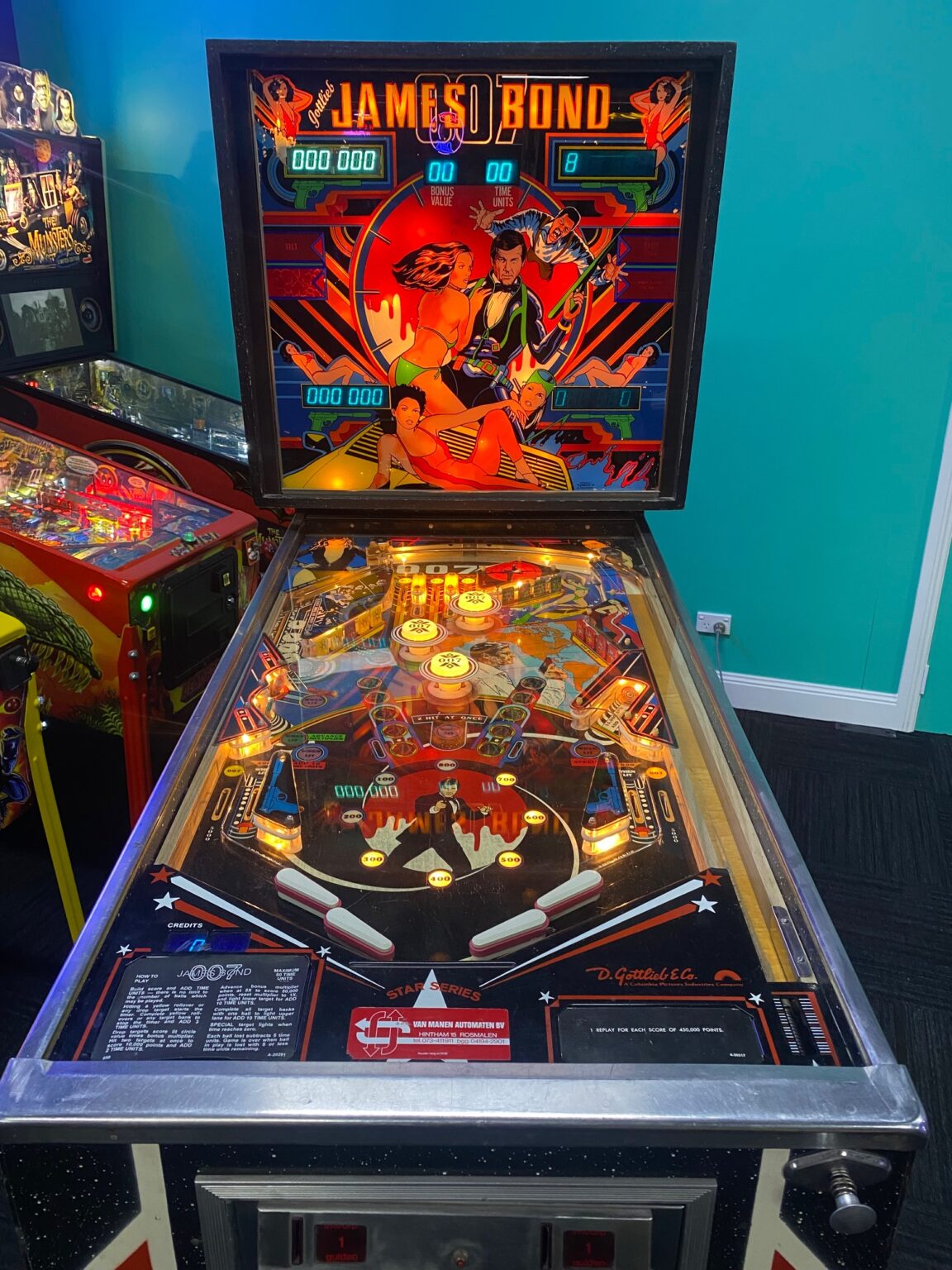 James Bond Gottlieb Pinball Machine - Man Cave Madness