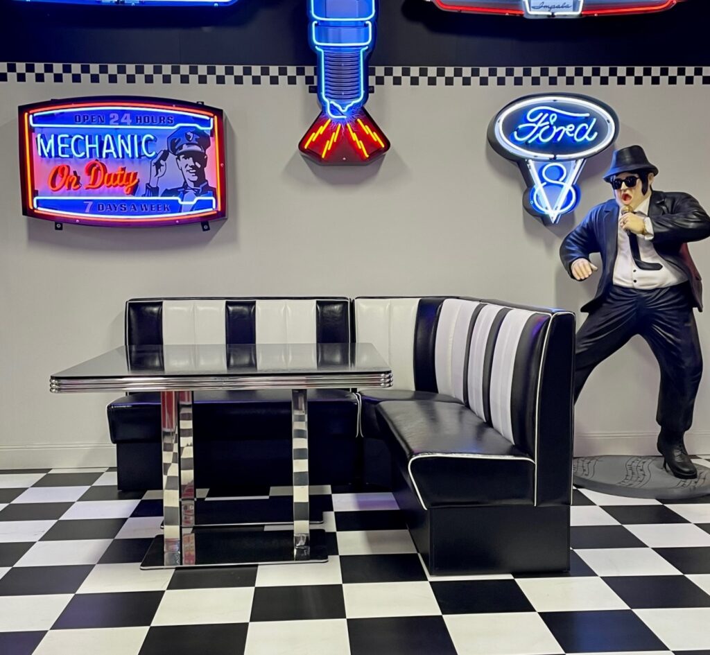 American Retro Diner Booth - Set - L-Shape - Black & White (White or ...